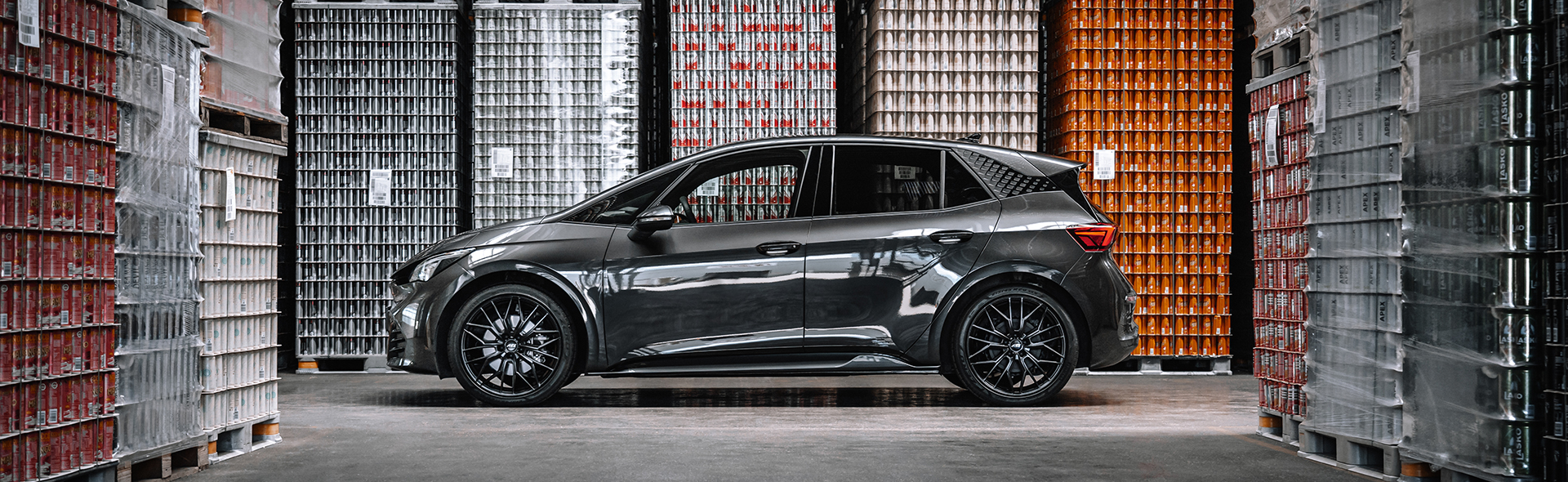 2022 Porto black Cupra Born